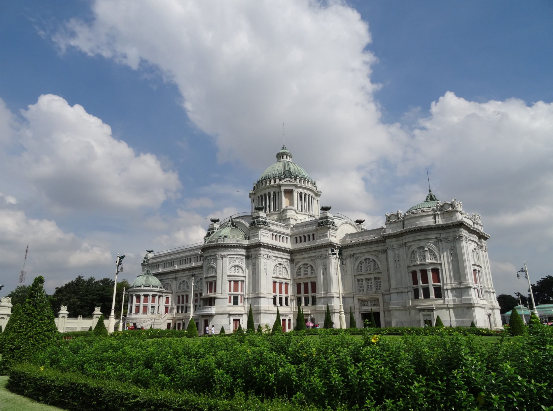 Dusit Palace and Other Things to See in Bangkok’s Dusit District ...