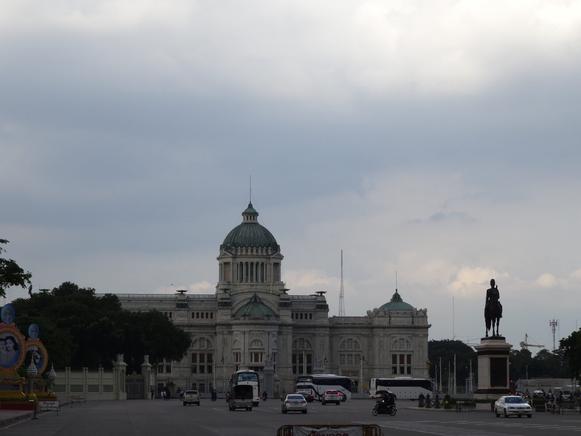 Dusit Palace and Other Things to See in Bangkok’s Dusit District ...