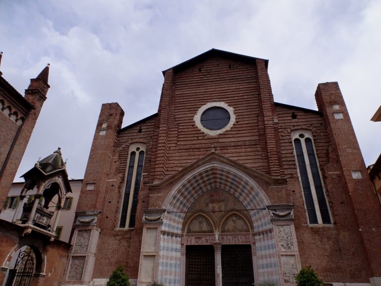 The 4 Must-See Churches in the UNESCO-listed Centre of Verona, Italy ...