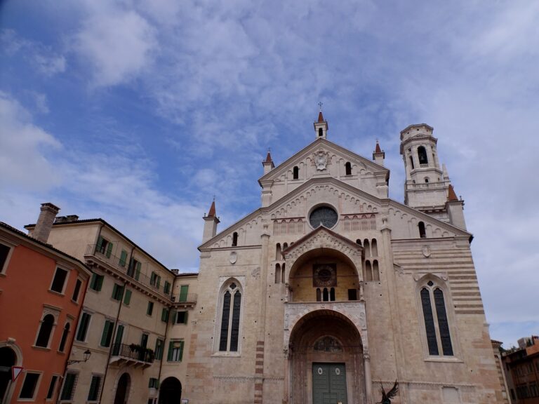 The 4 Must-See Churches in the UNESCO-listed Centre of Verona, Italy ...