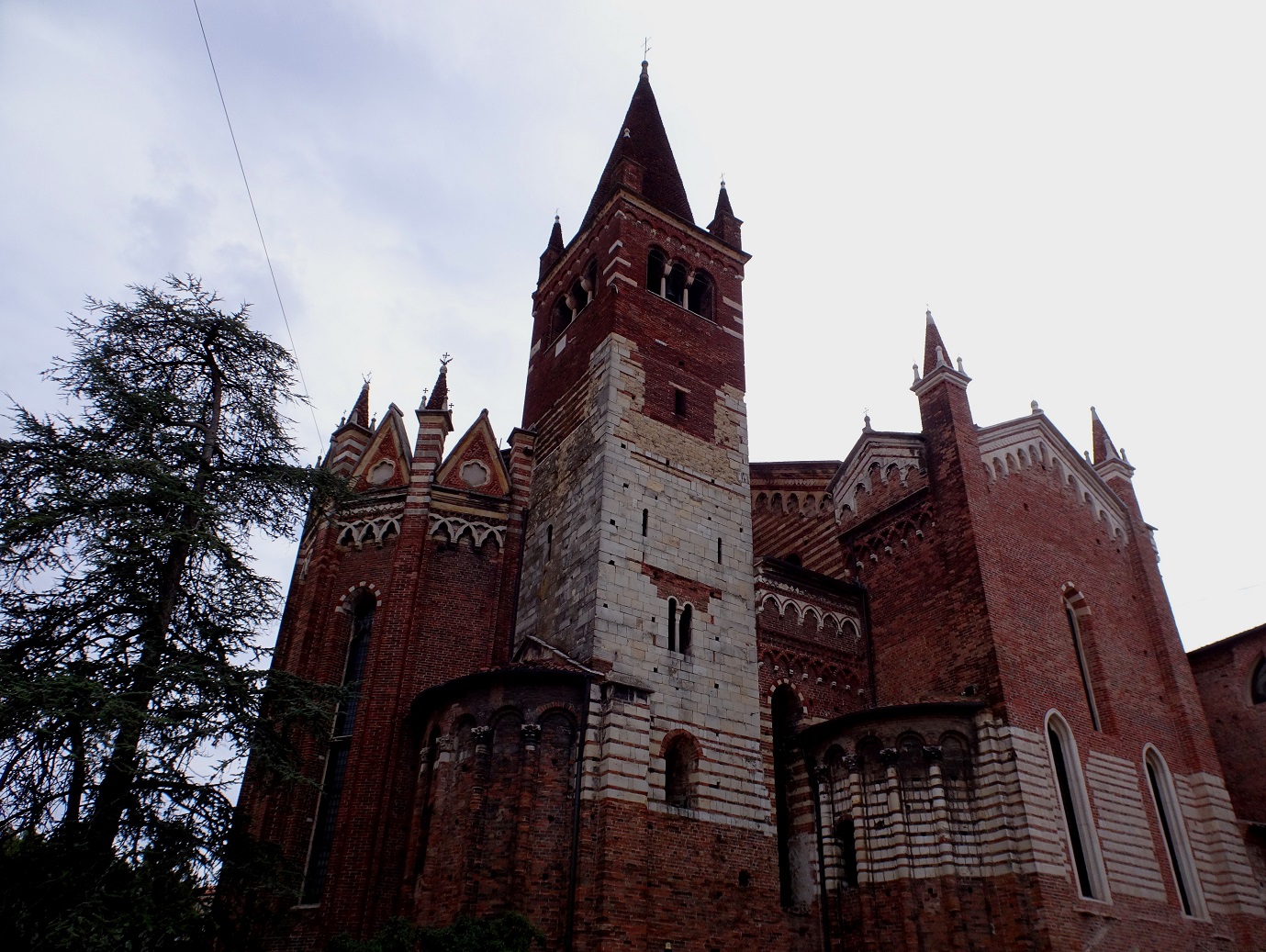 The 4 Must-See Churches in the UNESCO-listed Centre of Verona, Italy ...